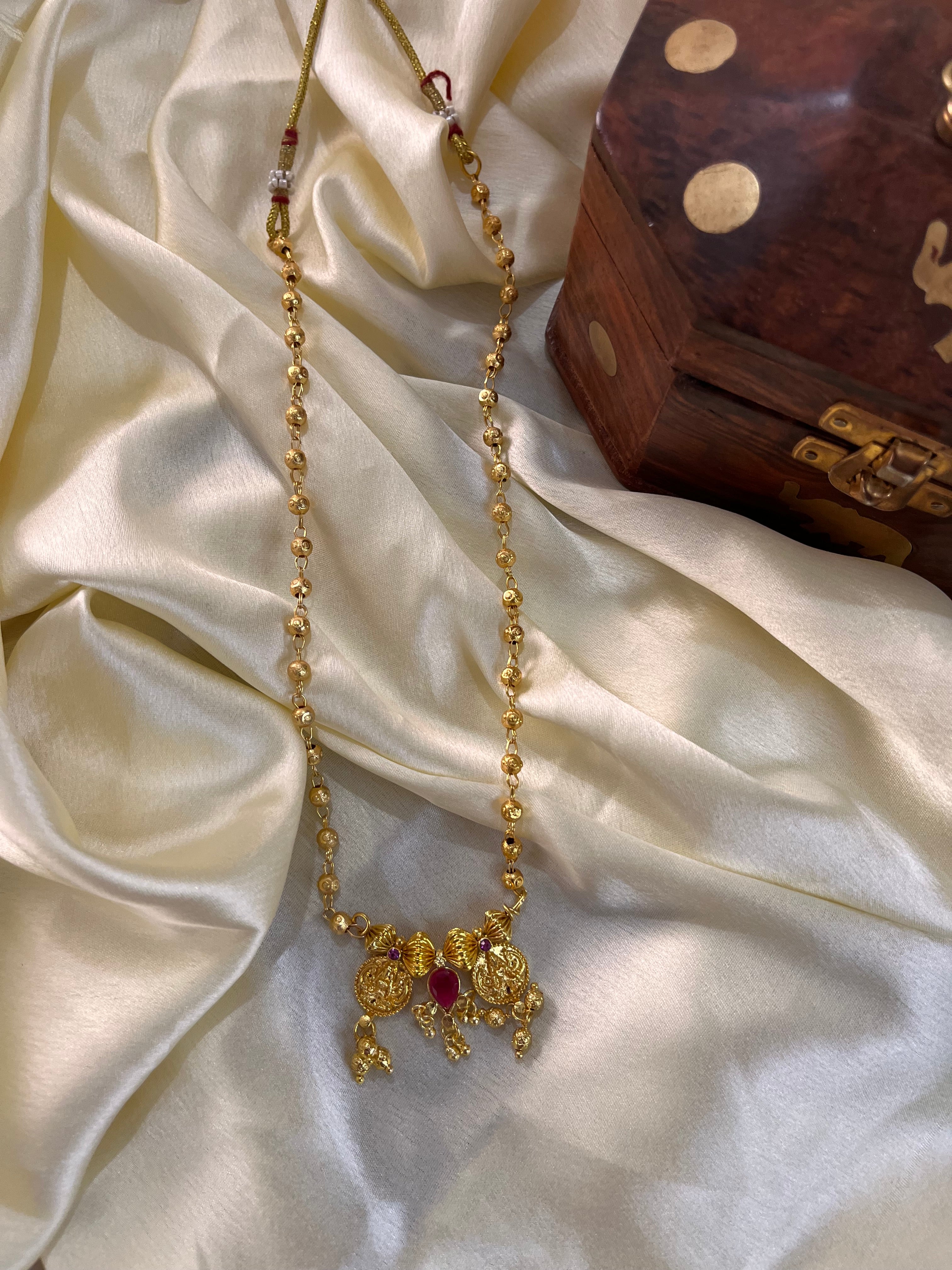 Minimal putali short necklace – MahaNath